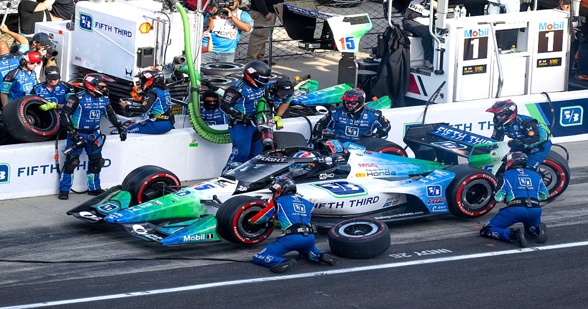 Perfecting an IndyCar pit stop the RLL way | RACER