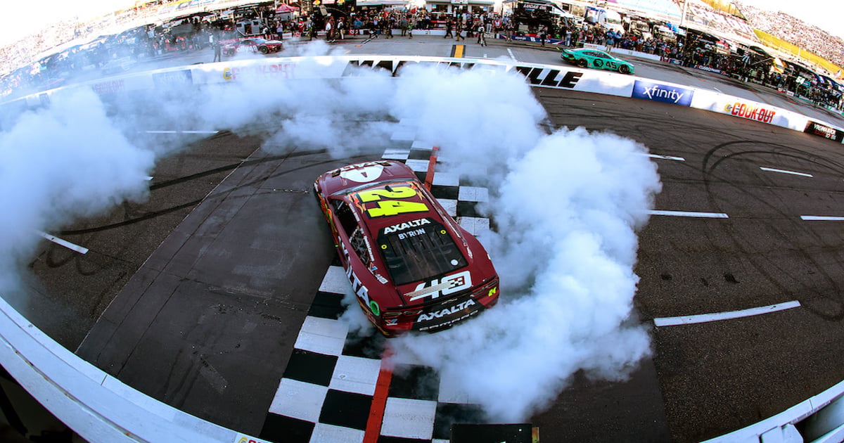 Hendrick still soaking up dream anniversary celebration at Martinsville ...