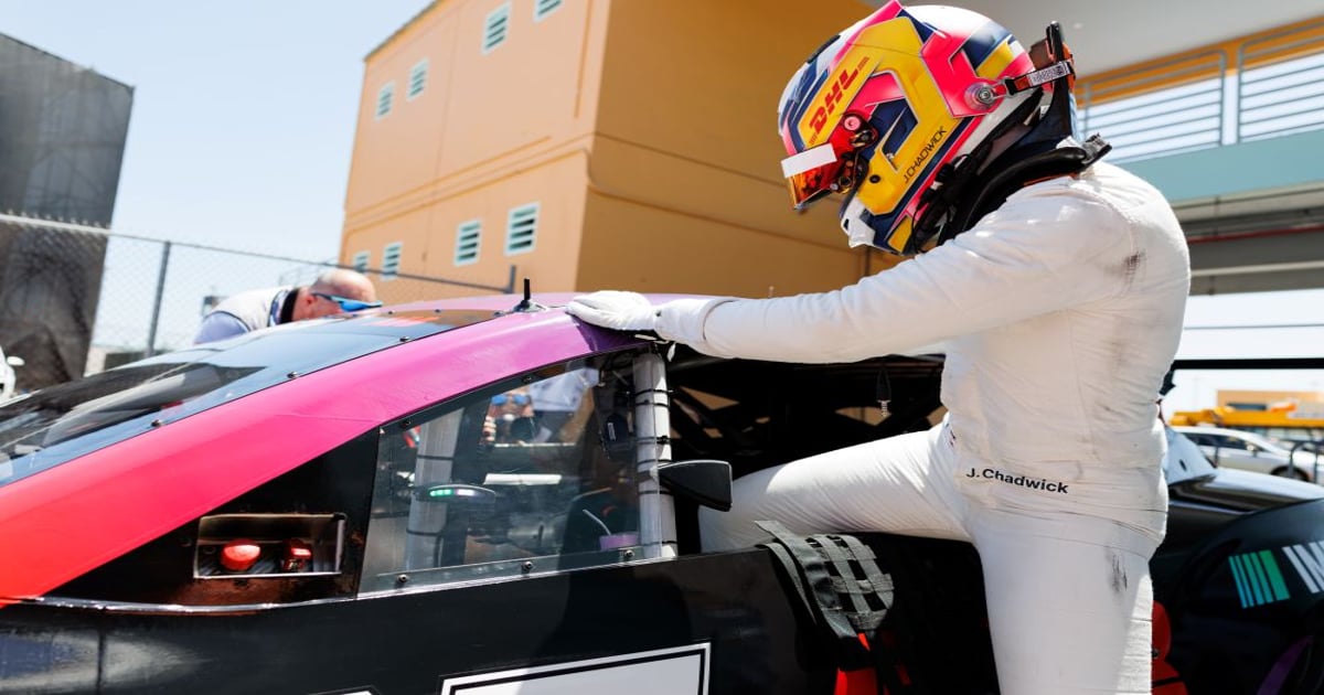 Caruth and Chadwick car-swap NASCAR and Formula E at Homestead | RACER