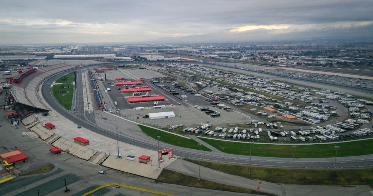 Fontana redevelopment plan on pause, NASCAR concedes | RACER