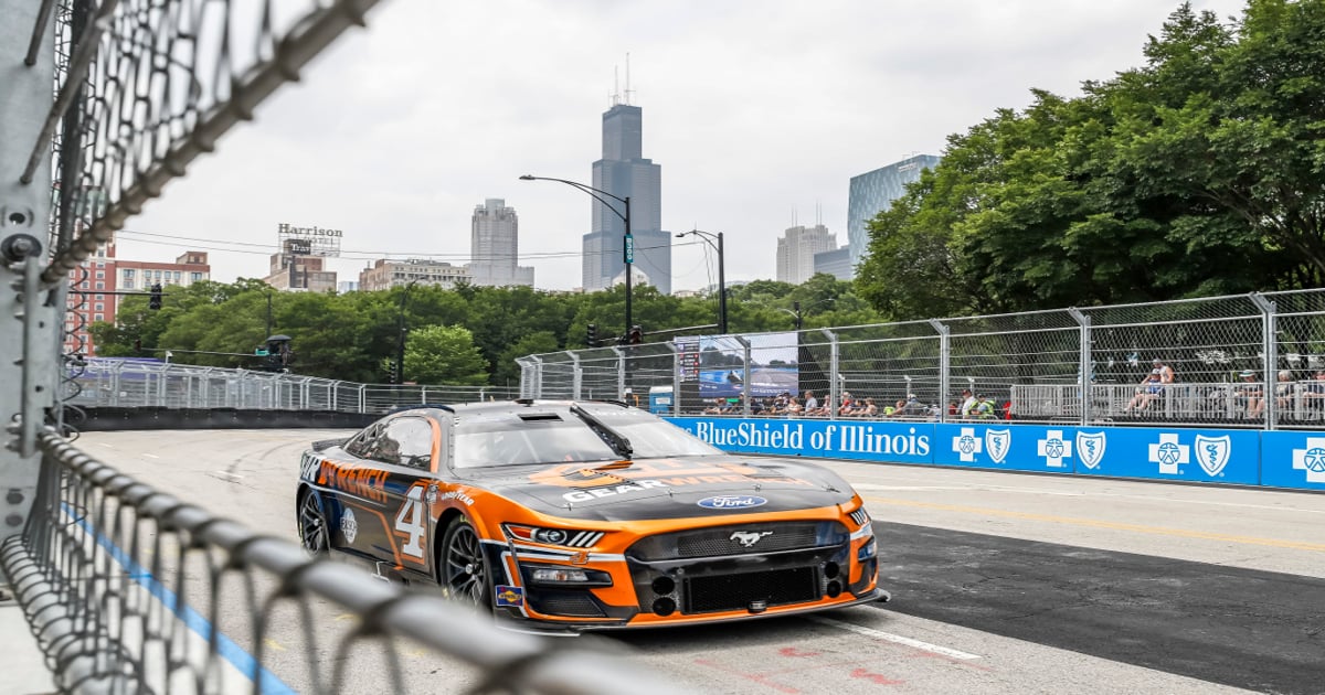 NASCAR drivers singing praise on a new atmosphere in Chicago | RACER
