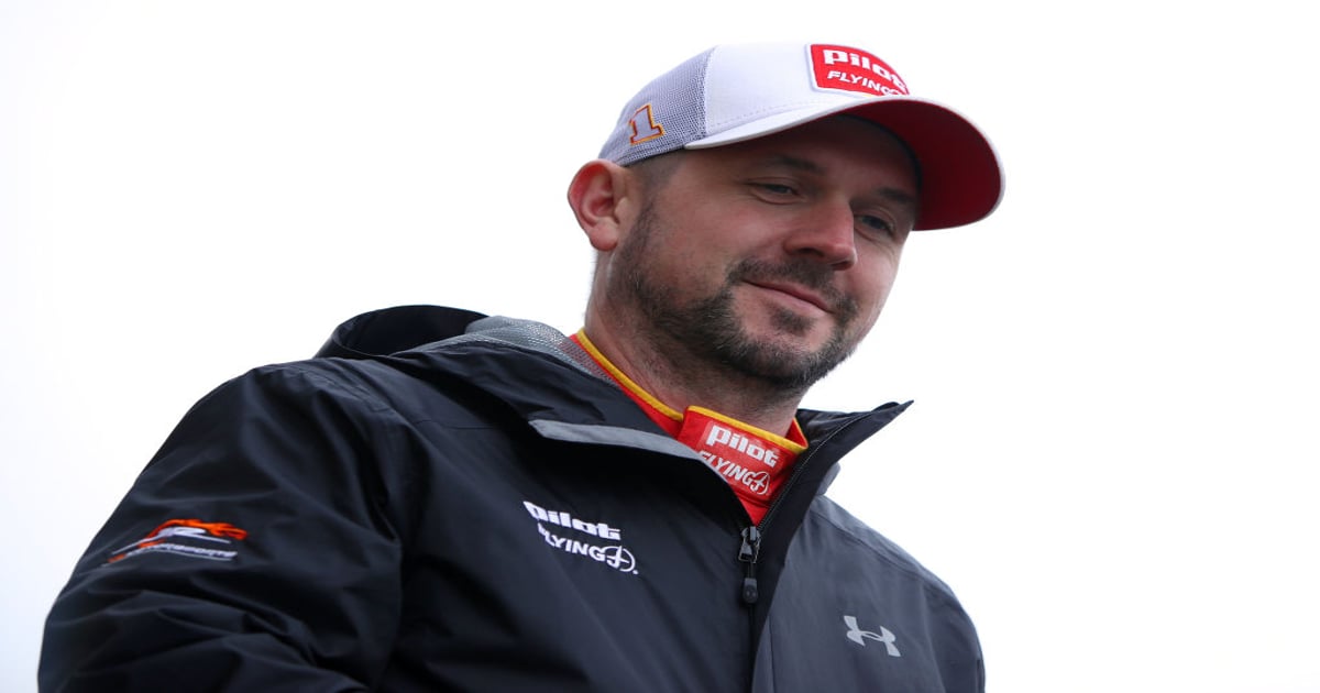 Former NASCAR racer Michael Annett dies at 39 | RACER
