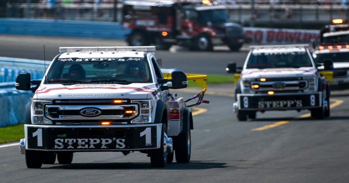 NASCAR clarifies tow policy to teams ahead of final five races | RACER