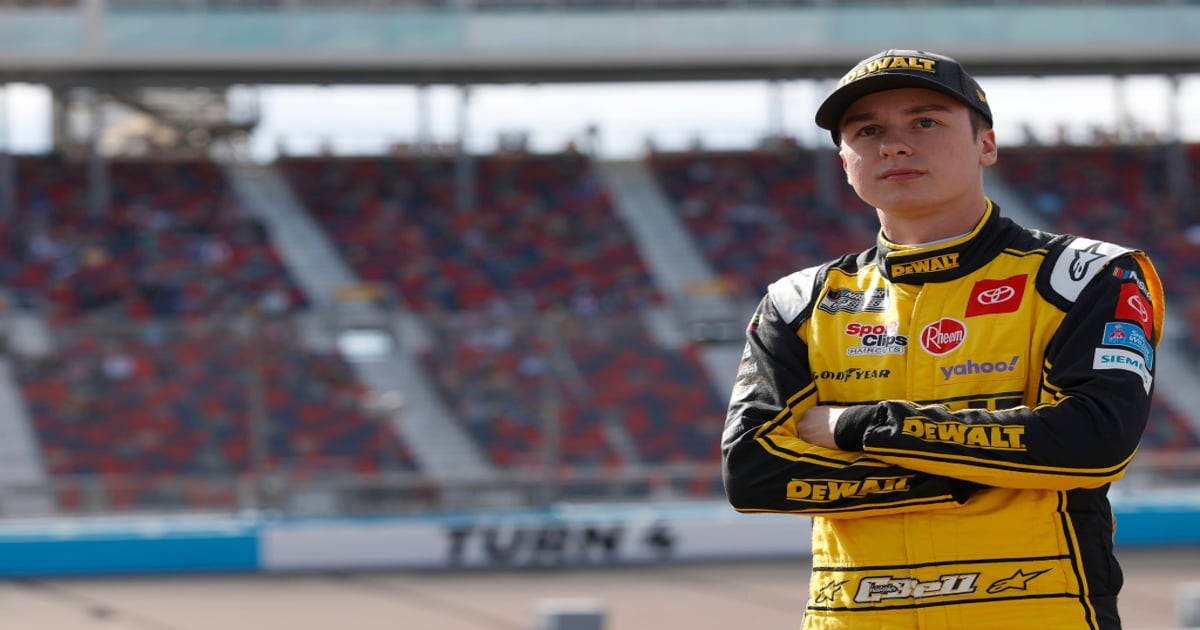 An emotional and perspective-changing day at Phoenix for Bell | RACER