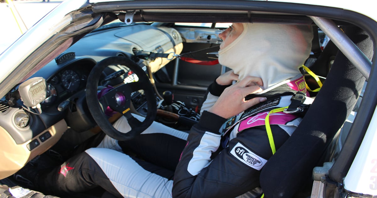 How two-inch racing harnesses bucked the system | RACER
