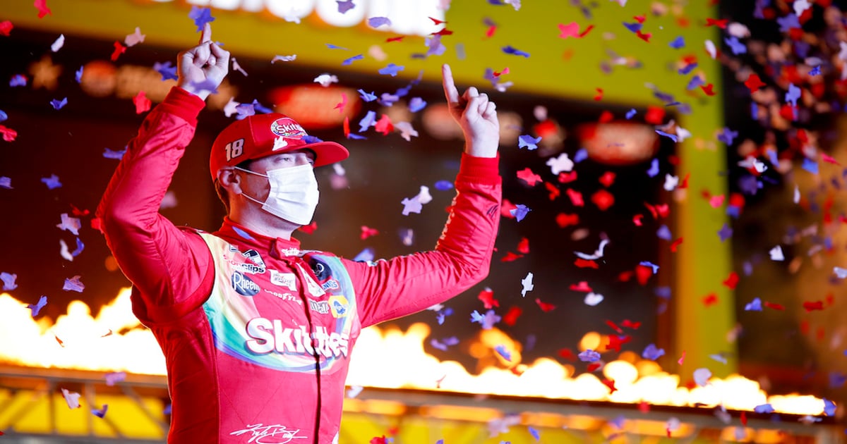Kyle Busch ends win drought in Texas | RACER