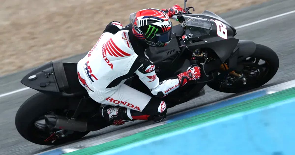 Rea goes from Superbike race legend to development ace with Honda | RACER